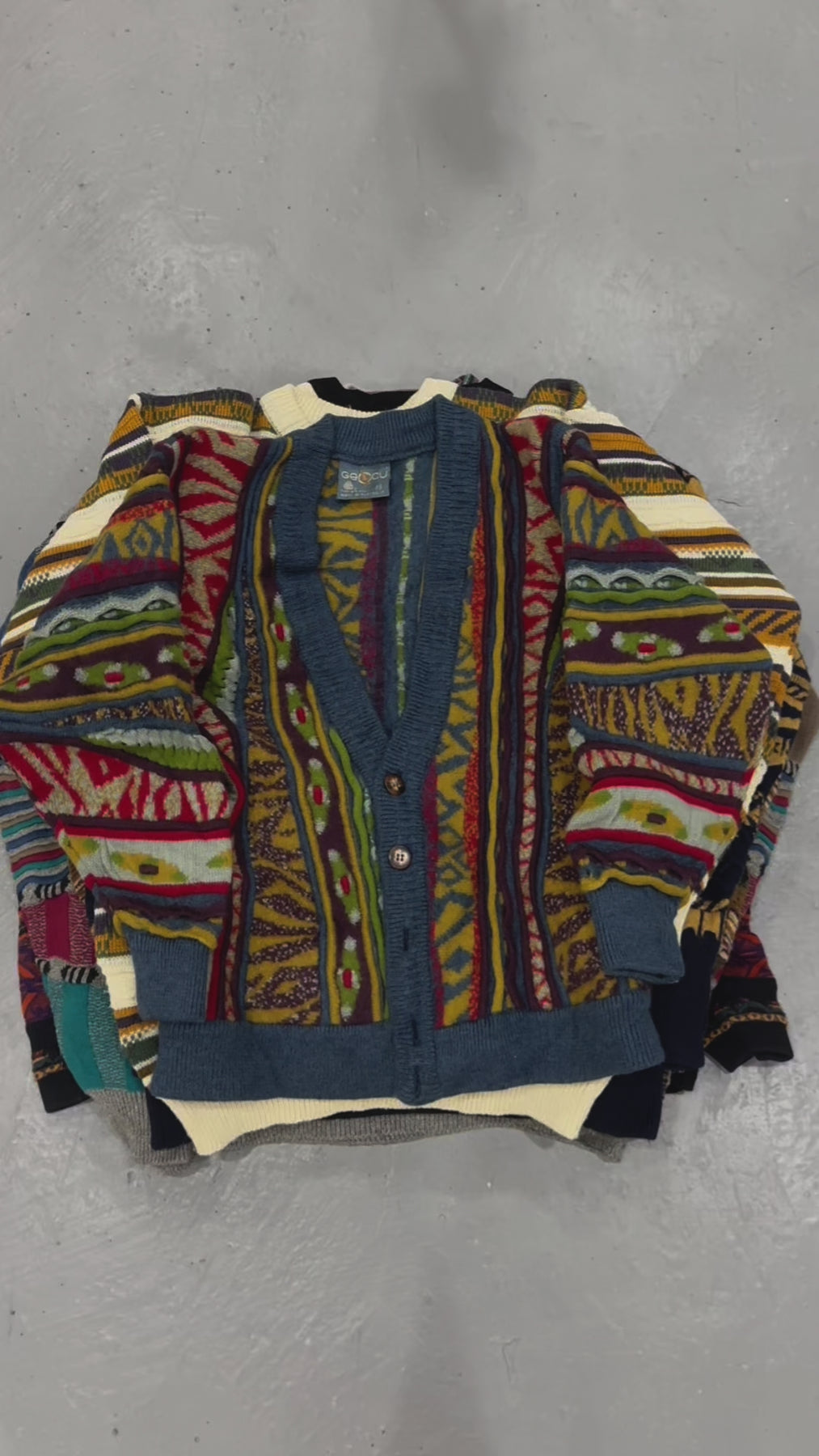 WHOLESALE COOGI STYLE KNITTED JUMPERS x10 – Graded Wholesale